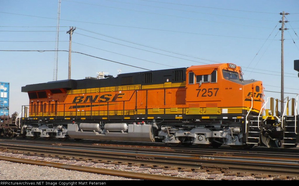 BNSF 7257